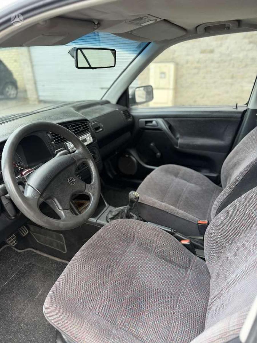 Pelēks Volkswagen Golf 1995 Kauņa, ar dzinēja tilpumu 1.90 L un nobraukumu 320 tūkst. km par 590 €, foto 15 vietnē AUTOMOTO.COM.LV