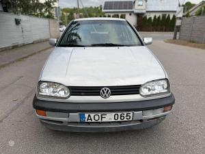 Pelēks Volkswagen Golf 1995 Kauņa, ar dzinēja tilpumu 1.90 L un nobraukumu 320 tūkst. km par 590 €, foto 4 vietnē AUTOMOTO.COM.LV