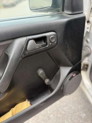 Pelēks Volkswagen Golf 1995 Kauņa, ar dzinēja tilpumu 1.90 L un nobraukumu 320 tūkst. km par 590 €, foto 20 vietnē AUTOMOTO.COM.LV