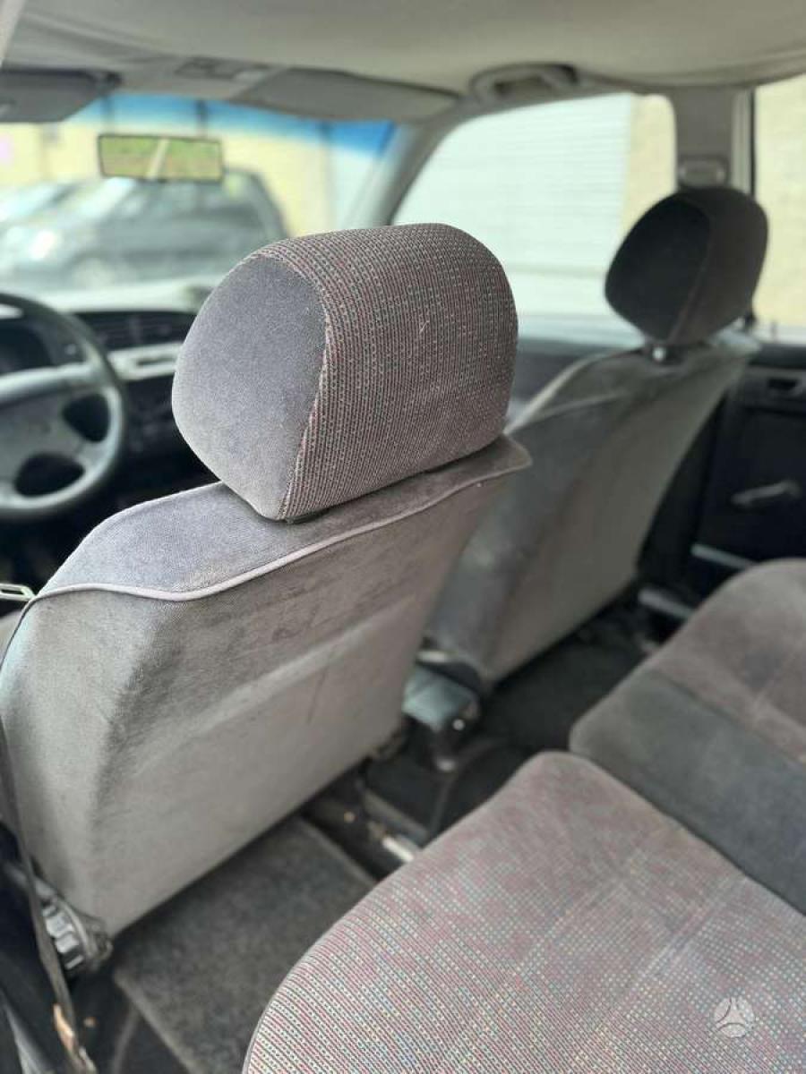 Pelēks Volkswagen Golf 1995 Kauņa, ar dzinēja tilpumu 1.90 L un nobraukumu 320 tūkst. km par 590 €, foto 22 vietnē AUTOMOTO.COM.LV