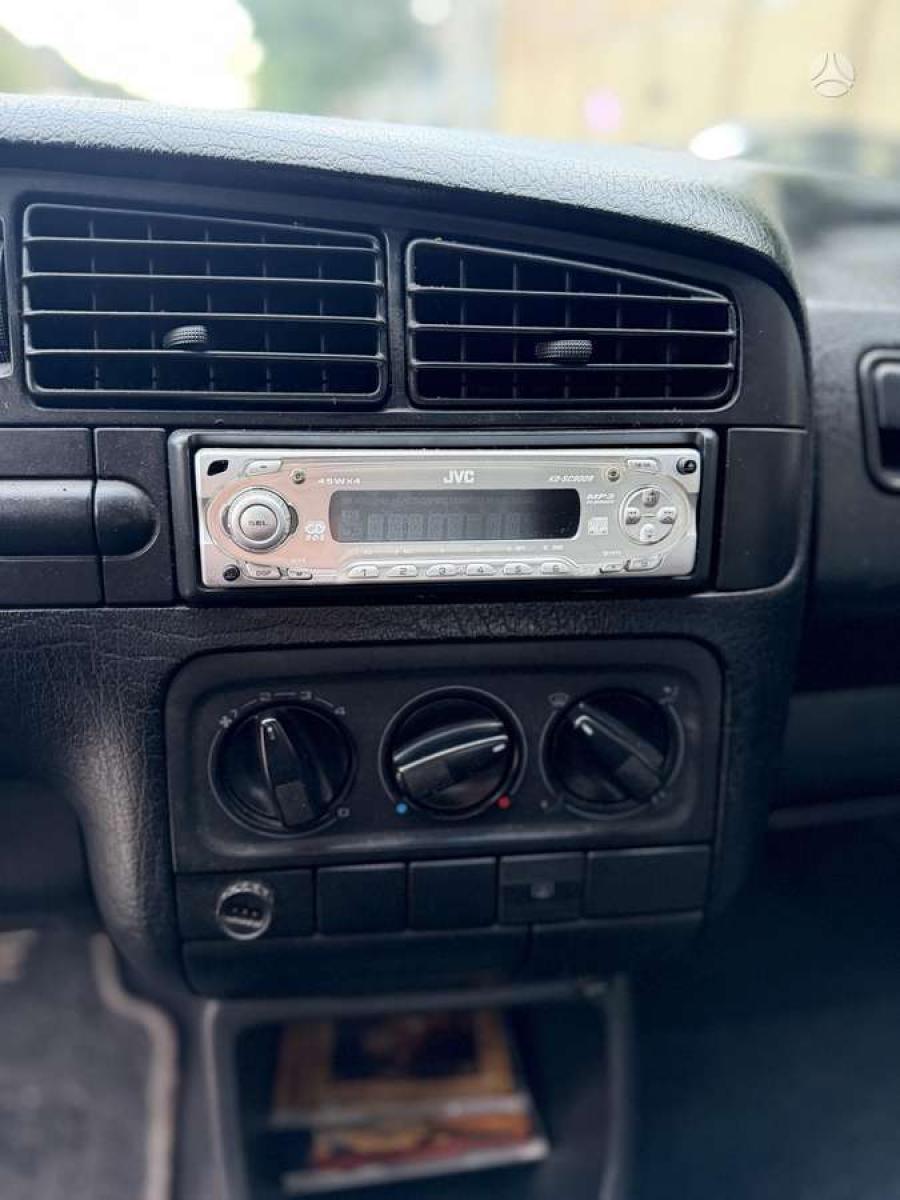 Pelēks Volkswagen Golf 1995 Kauņa, ar dzinēja tilpumu 1.90 L un nobraukumu 320 tūkst. km par 590 €, foto 32 vietnē AUTOMOTO.COM.LV