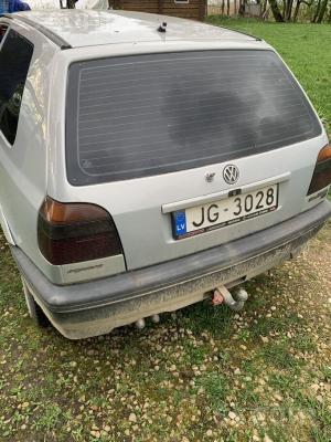 Pelēks Volkswagen Golf 1996 Rēzekne, ar dzinēja tilpumu 1.90 L un nobraukumu 215 tūkst. km par 1200 €, foto 6 vietnē AUTOMOTO.COM.LV
