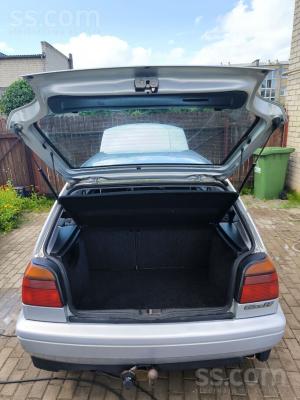Grey Volkswagen Golf 1996 in Bauska, with an engine capacity of 1.60 L and mileage of 0 thousand km for 280 €, photo 5 on AUTOMOTO.COM.LV