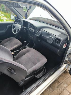 Grey Volkswagen Golf 1996 in Bauska, with an engine capacity of 1.60 L and mileage of 0 thousand km for 280 €, photo 7 on AUTOMOTO.COM.LV