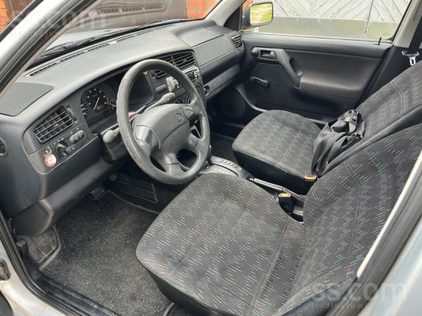 Grey Volkswagen Golf 1996 in Preili, with an engine capacity of 1.80 L and mileage of 252 thousand km for 500 €, photo 4 on AUTOMOTO.COM.LV