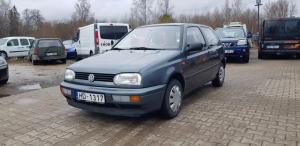 Pelēks Volkswagen Golf 1997 Valmiera, ar dzinēja tilpumu 1.40 L un nobraukumu 170 tūkst. km par 1250 €, foto 8 vietnē AUTOMOTO.COM.LV