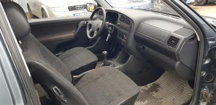 Pelēks Volkswagen Golf 1997 Valmiera, ar dzinēja tilpumu 1.40 L un nobraukumu 170 tūkst. km par 1250 €, foto 12 vietnē AUTOMOTO.COM.LV
