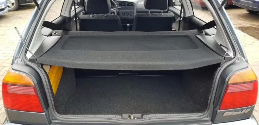 Pelēks Volkswagen Golf 1997 Valmiera, ar dzinēja tilpumu 1.40 L un nobraukumu 170 tūkst. km par 1250 €, foto 13 vietnē AUTOMOTO.COM.LV