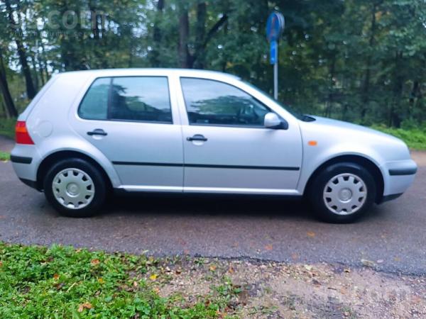 Grey Volkswagen Golf 1997 in Riga, with an engine capacity of 1.60 L and mileage of 389 thousand km for 1450 €, photo 7 on AUTOMOTO.COM.LV