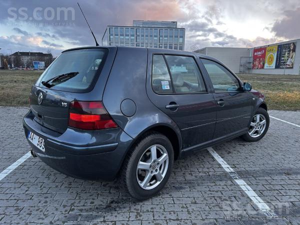 Grey Volkswagen Golf 1998 in Riga, with an engine capacity of 2.30 L and mileage of 304 thousand km for 900 €, photo 3 on AUTOMOTO.COM.LV