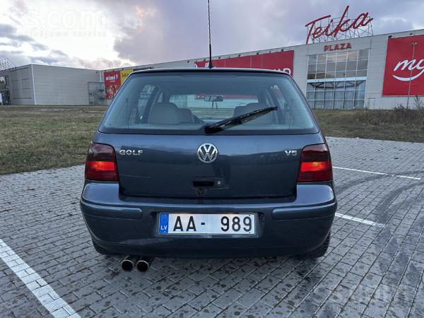 Grey Volkswagen Golf 1998 in Riga, with an engine capacity of 2.30 L and mileage of 304 thousand km for 900 €, photo 4 on AUTOMOTO.COM.LV