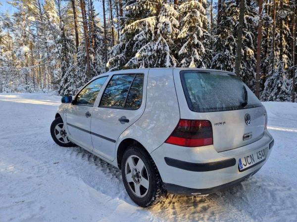 Grey Volkswagen Golf 1998 in Ignalina, with an engine capacity of 1.90 L and mileage of 352 thousand km for 1200 €, photo 4 on AUTOMOTO.COM.LV