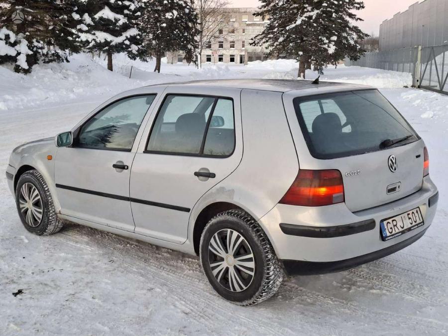 Grey Volkswagen Golf 1998 in Plunge, with an engine capacity of 1.90 L and mileage of 309 thousand km for 950 €, photo 3 on AUTOMOTO.COM.LV