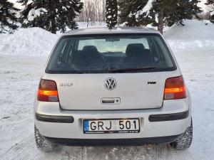 Grey Volkswagen Golf 1998 in Plunge, with an engine capacity of 1.90 L and mileage of 309 thousand km for 950 €, photo 5 on AUTOMOTO.COM.LV