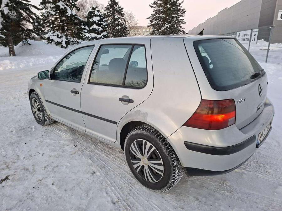 Grey Volkswagen Golf 1998 in Plunge, with an engine capacity of 1.90 L and mileage of 309 thousand km for 950 €, photo 10 on AUTOMOTO.COM.LV