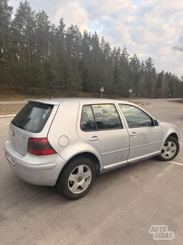 Pelēks Volkswagen Golf 1998 Ignalina, ar dzinēja tilpumu 1.90 L un nobraukumu 372 tūkst. km par 1200 €, foto 3 vietnē AUTOMOTO.COM.LV