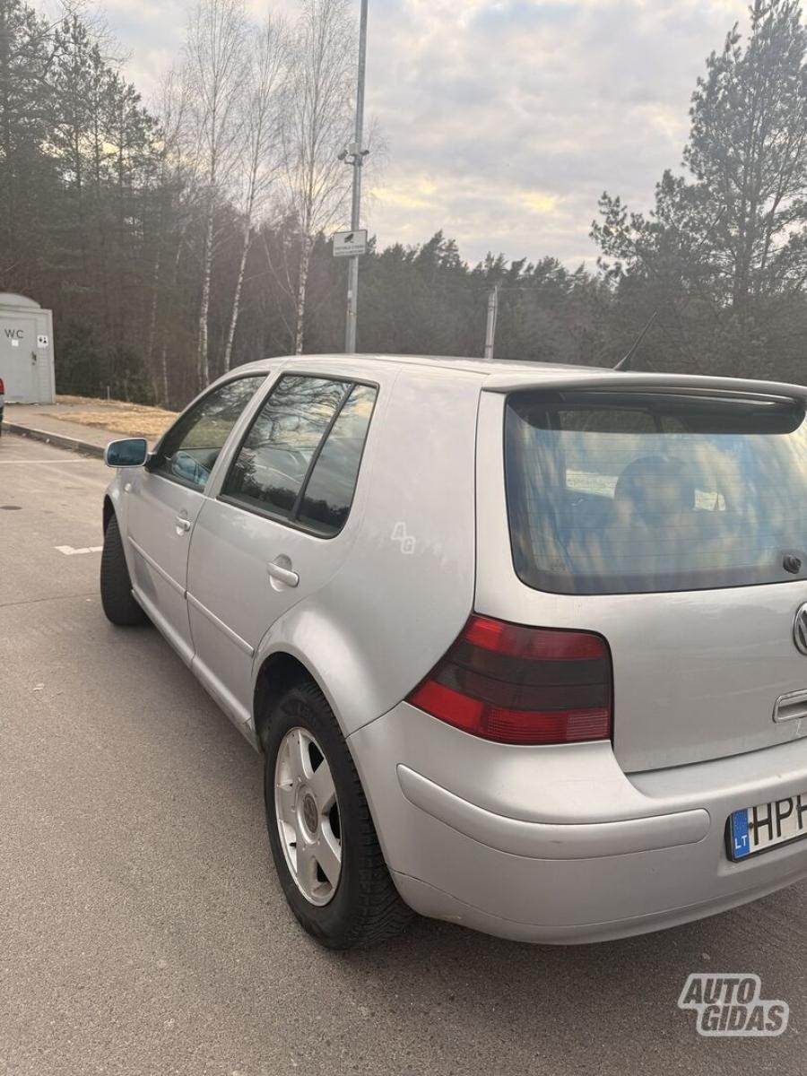 Pelēks Volkswagen Golf 1998 Ignalina, ar dzinēja tilpumu 1.90 L un nobraukumu 372 tūkst. km par 1200 €, foto 4 vietnē AUTOMOTO.COM.LV