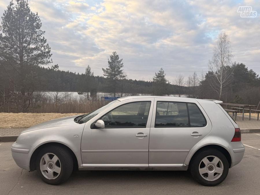 Pelēks Volkswagen Golf 1998 Ignalina, ar dzinēja tilpumu 1.90 L un nobraukumu 372 tūkst. km par 1200 €, foto 5 vietnē AUTOMOTO.COM.LV