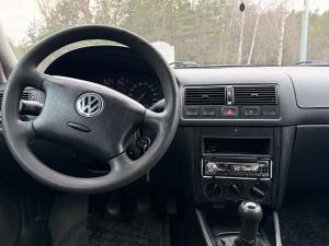 Pelēks Volkswagen Golf 1998 Ignalina, ar dzinēja tilpumu 1.90 L un nobraukumu 372 tūkst. km par 1200 €, foto 11 vietnē AUTOMOTO.COM.LV