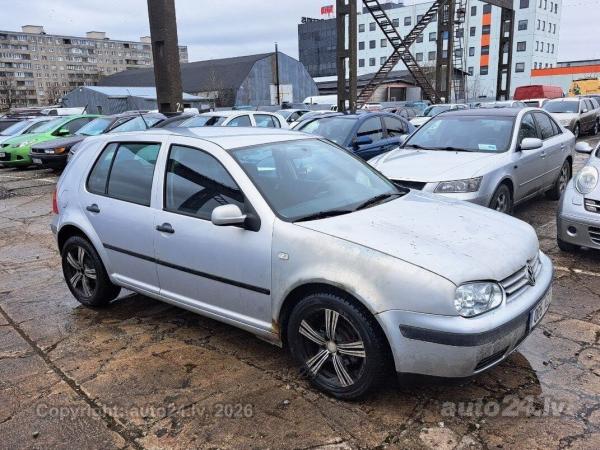 Grey Volkswagen Golf 1998 in Tallinn, with an engine capacity of 1.60 L and mileage of 216 thousand km for 499 €, photo 1 on AUTOMOTO.COM.LV