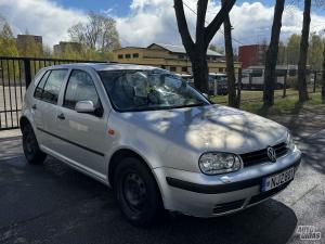 Pelēks Volkswagen Golf 1998 Panevēža, ar dzinēja tilpumu 1.40 L un nobraukumu 240 tūkst. km par 555 €, foto  vietnē AUTOMOTO.COM.LV