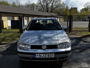 Pelēks Volkswagen Golf 1998 Panevēža, ar dzinēja tilpumu 1.40 L un nobraukumu 240 tūkst. km par 555 €, foto 3 vietnē AUTOMOTO.COM.LV