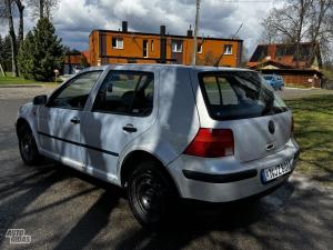 Pelēks Volkswagen Golf 1998 Panevēža, ar dzinēja tilpumu 1.40 L un nobraukumu 240 tūkst. km par 555 €, foto 7 vietnē AUTOMOTO.COM.LV