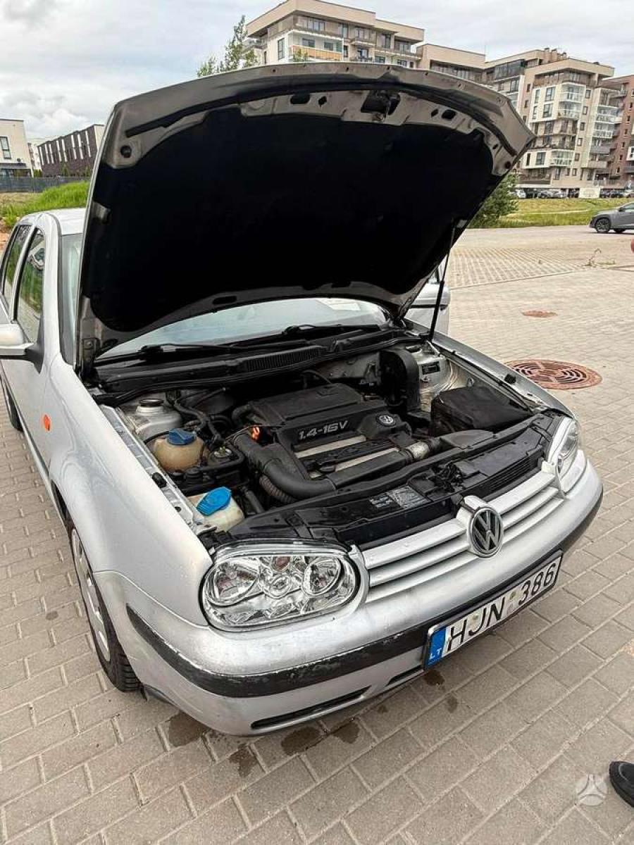 Pelēks Volkswagen Golf 1998 Viļņa, ar dzinēja tilpumu 1.39 L un nobraukumu 181 tūkst. km par 700 €, foto 12 vietnē AUTOMOTO.COM.LV