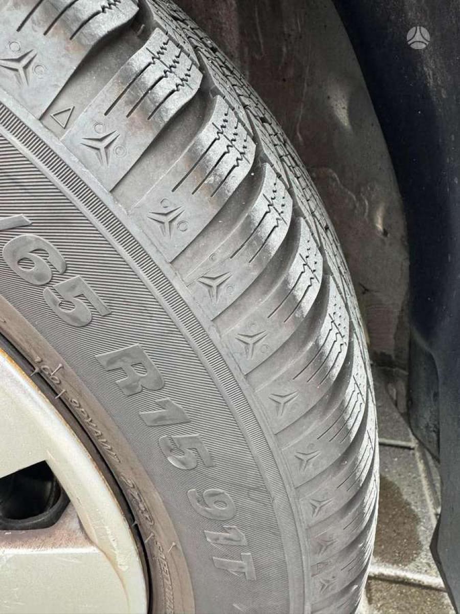 Pelēks Volkswagen Golf 1998 Viļņa, ar dzinēja tilpumu 1.39 L un nobraukumu 181 tūkst. km par 700 €, foto 13 vietnē AUTOMOTO.COM.LV