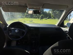 Grey Volkswagen Golf 1998 in Valmiera, with an engine capacity of 1.90 L and mileage of 442 thousand km for 1000 €, photo 4 on AUTOMOTO.COM.LV