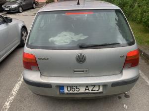 Grey Volkswagen Golf 1998 in Tallinn, with an engine capacity of 1.60 L and mileage of 221 thousand km for 400 €, photo 7 on AUTOMOTO.COM.LV