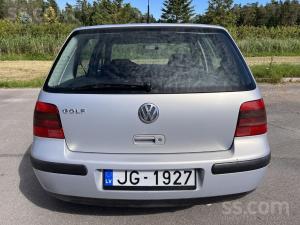 Pelēks Volkswagen Golf 1998 Rīga, ar dzinēja tilpumu 1.60 L un nobraukumu 265 tūkst. km par 600 €, foto 8 vietnē AUTOMOTO.COM.LV