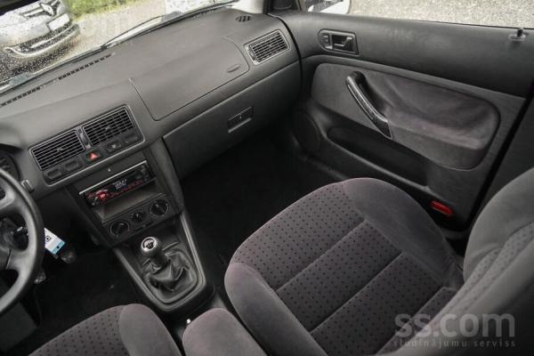 Pelēks Volkswagen Golf 1998 Rīga, ar dzinēja tilpumu 1.40 L un nobraukumu 109 tūkst. km par 2890 €, foto 9 vietnē AUTOMOTO.COM.LV