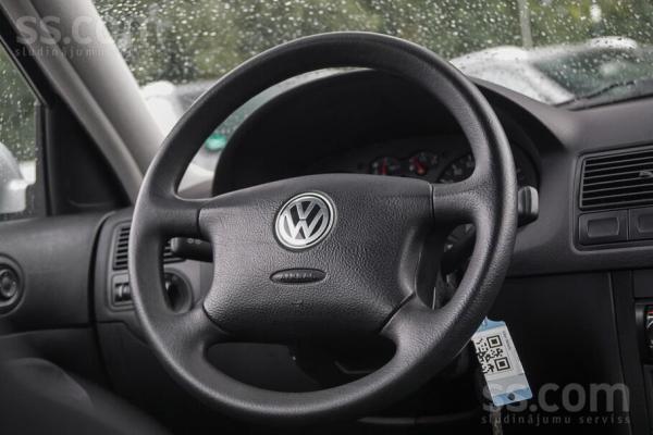 Pelēks Volkswagen Golf 1998 Rīga, ar dzinēja tilpumu 1.40 L un nobraukumu 109 tūkst. km par 2890 €, foto 10 vietnē AUTOMOTO.COM.LV
