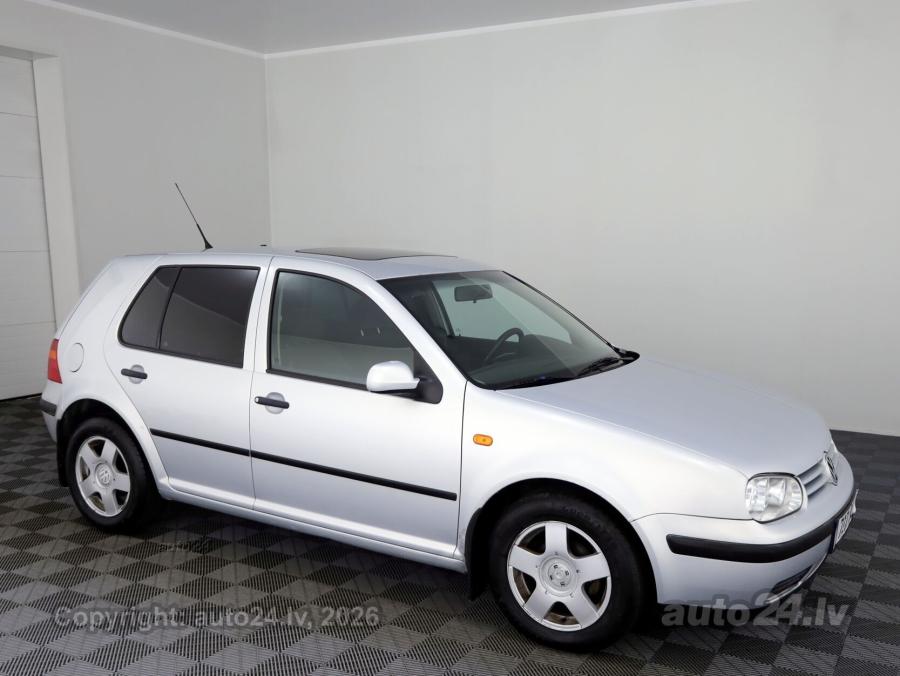 Grey Volkswagen Golf 1998 in Tallinn, with an engine capacity of 1.40 L and mileage of 326 thousand km for 799 €, photo 1 on AUTOMOTO.COM.LV