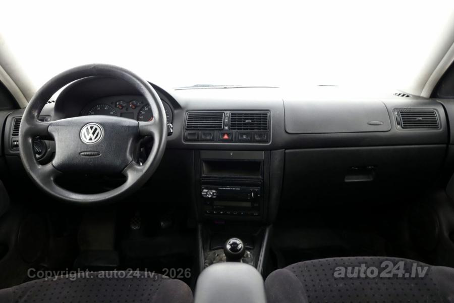 Grey Volkswagen Golf 1998 in Tallinn, with an engine capacity of 1.40 L and mileage of 326 thousand km for 799 €, photo 6 on AUTOMOTO.COM.LV