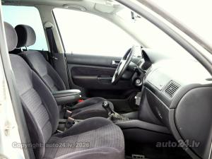 Grey Volkswagen Golf 1998 in Tallinn, with an engine capacity of 1.40 L and mileage of 326 thousand km for 799 €, photo 7 on AUTOMOTO.COM.LV