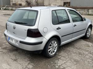 Pelēks Volkswagen Golf 1998 Marijampole, ar dzinēja tilpumu 1.90 L un nobraukumu 311 tūkst. km par 900 €, foto 4 vietnē AUTOMOTO.COM.LV