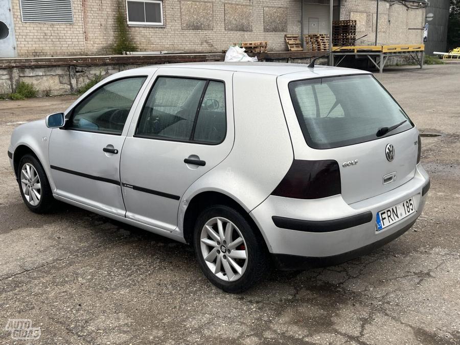 Pelēks Volkswagen Golf 1998 Marijampole, ar dzinēja tilpumu 1.90 L un nobraukumu 311 tūkst. km par 900 €, foto 5 vietnē AUTOMOTO.COM.LV