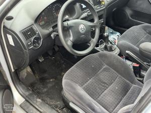 Pelēks Volkswagen Golf 1998 Marijampole, ar dzinēja tilpumu 1.90 L un nobraukumu 311 tūkst. km par 900 €, foto 7 vietnē AUTOMOTO.COM.LV