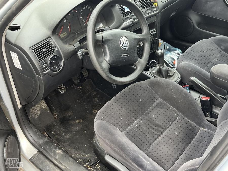 Pelēks Volkswagen Golf 1998 Marijampole, ar dzinēja tilpumu 1.90 L un nobraukumu 311 tūkst. km par 900 €, foto 7 vietnē AUTOMOTO.COM.LV