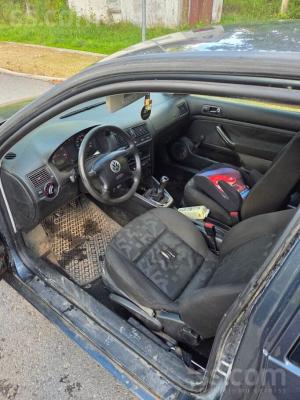 Pelēks Volkswagen Golf 1998 Valmiera, ar dzinēja tilpumu 1.90 L un nobraukumu 0 tūkst. km par 1300 €, foto 9 vietnē AUTOMOTO.COM.LV