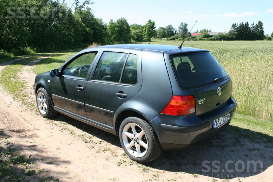 Pelēks Volkswagen Golf 1999 Tukums, ar dzinēja tilpumu 1.40 L un nobraukumu 241 tūkst. km par 500 €, foto 3 vietnē AUTOMOTO.COM.LV