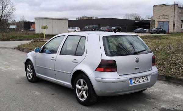 Pelēks Volkswagen Golf 1999 Kauņa, ar dzinēja tilpumu 1.90 L un nobraukumu 340 tūkst. km par 1350 €, foto 10 vietnē AUTOMOTO.COM.LV