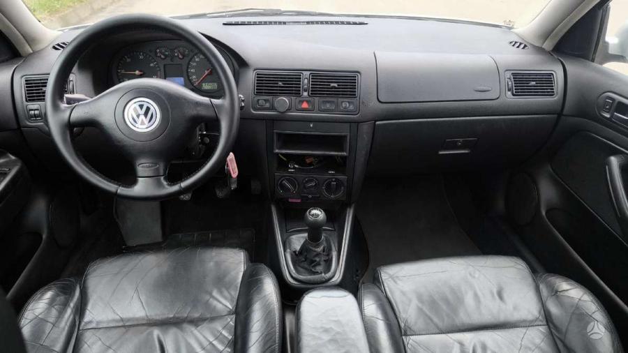 Pelēks Volkswagen Golf 1999 Kauņa, ar dzinēja tilpumu 1.90 L un nobraukumu 340 tūkst. km par 1350 €, foto 11 vietnē AUTOMOTO.COM.LV