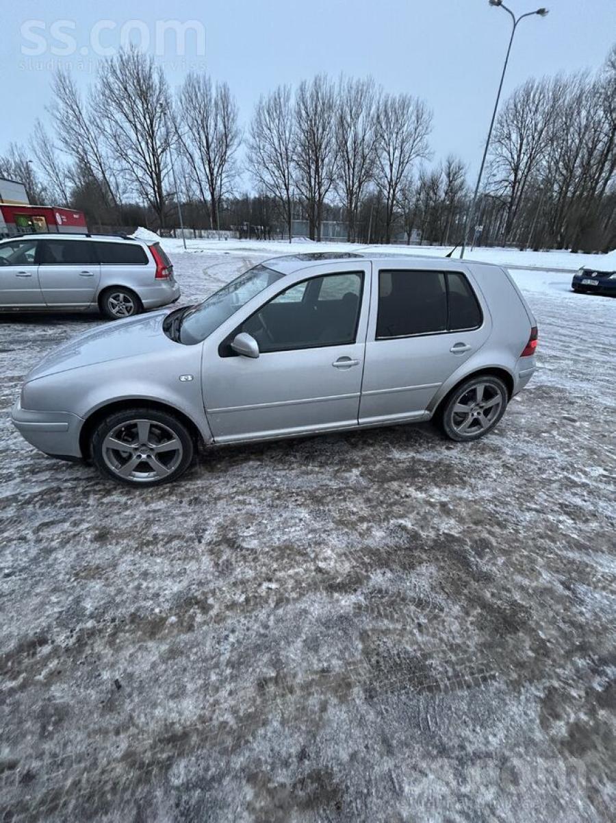 Pelēks Volkswagen Golf 1999 Rīga, ar dzinēja tilpumu 1.90 L un nobraukumu 408 tūkst. km par 950 €, foto 1 vietnē AUTOMOTO.COM.LV
