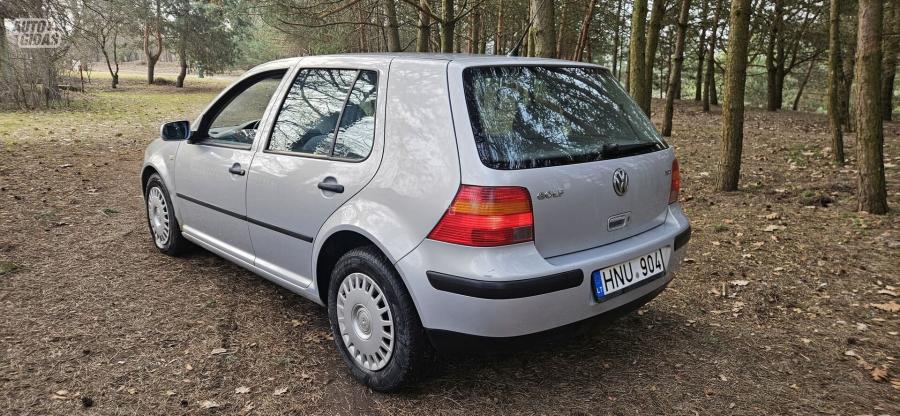 Grey Volkswagen Golf 1999 in Kaunas, with an engine capacity of 1.90 L and mileage of 193 thousand km for 1399 €, photo 6 on AUTOMOTO.COM.LV