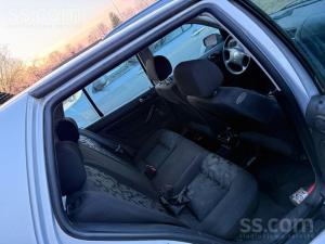 Pelēks Volkswagen Golf 1999 Preiļi, ar dzinēja tilpumu 1.60 L un nobraukumu 286 tūkst. km par 950 €, foto 7 vietnē AUTOMOTO.COM.LV