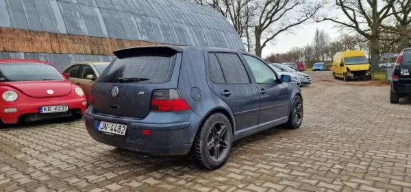 Pelēks Volkswagen Golf 1999 Valmiera, ar dzinēja tilpumu 1.90 L un nobraukumu 369 tūkst. km par 1380 €, foto 3 vietnē AUTOMOTO.COM.LV