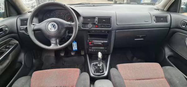 Pelēks Volkswagen Golf 1999 Valmiera, ar dzinēja tilpumu 1.90 L un nobraukumu 369 tūkst. km par 1380 €, foto 7 vietnē AUTOMOTO.COM.LV